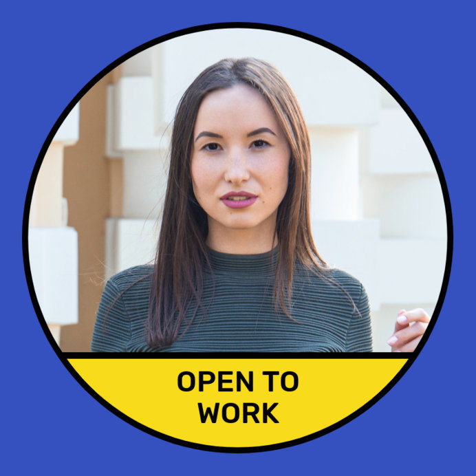 Placeit - LinkedIn Profile Picture Maker Featuring a Circle with a Bold Stroke